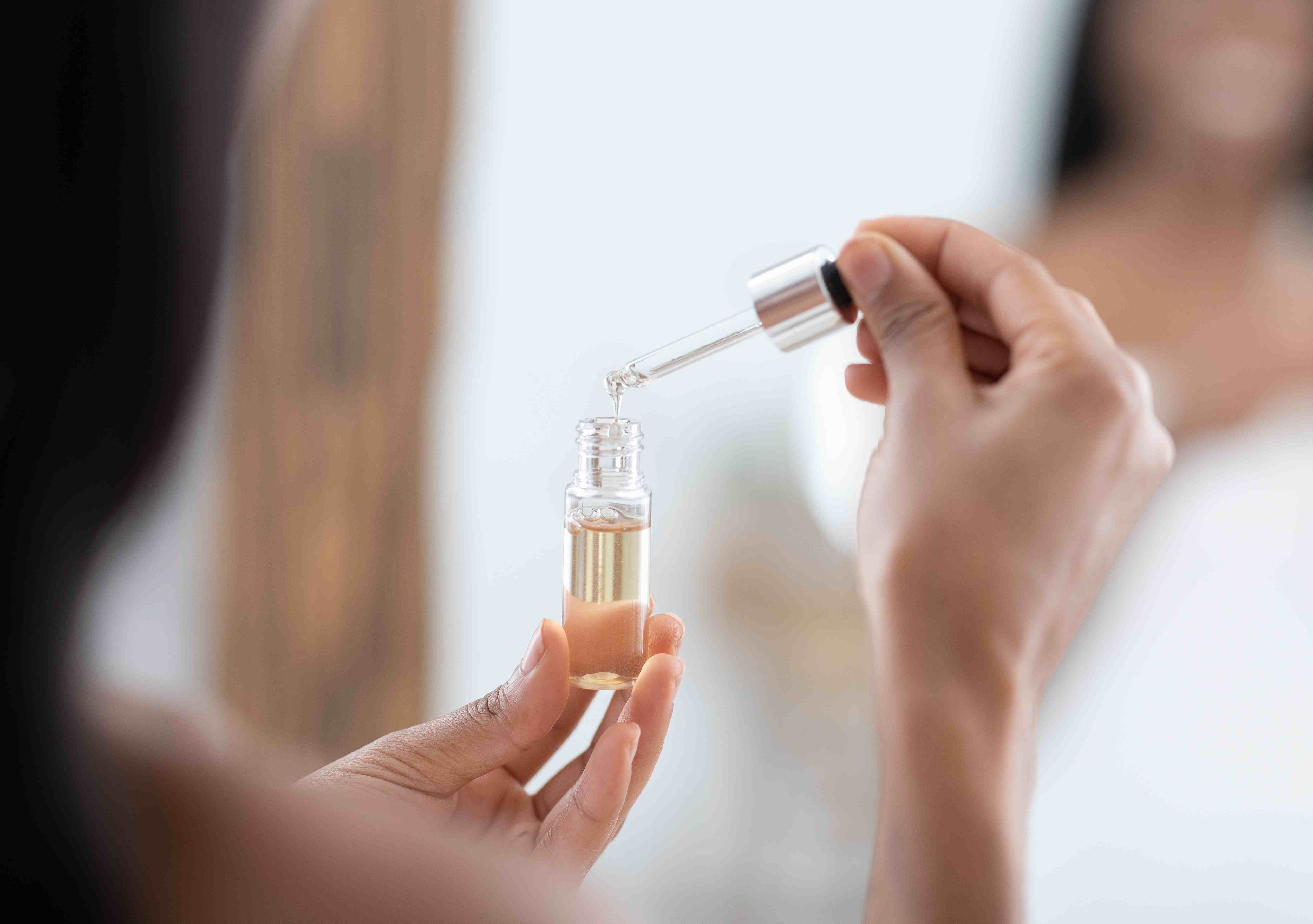 How to Use Vitamin C Serum: Step-by-Step Guide for Glowing Skin