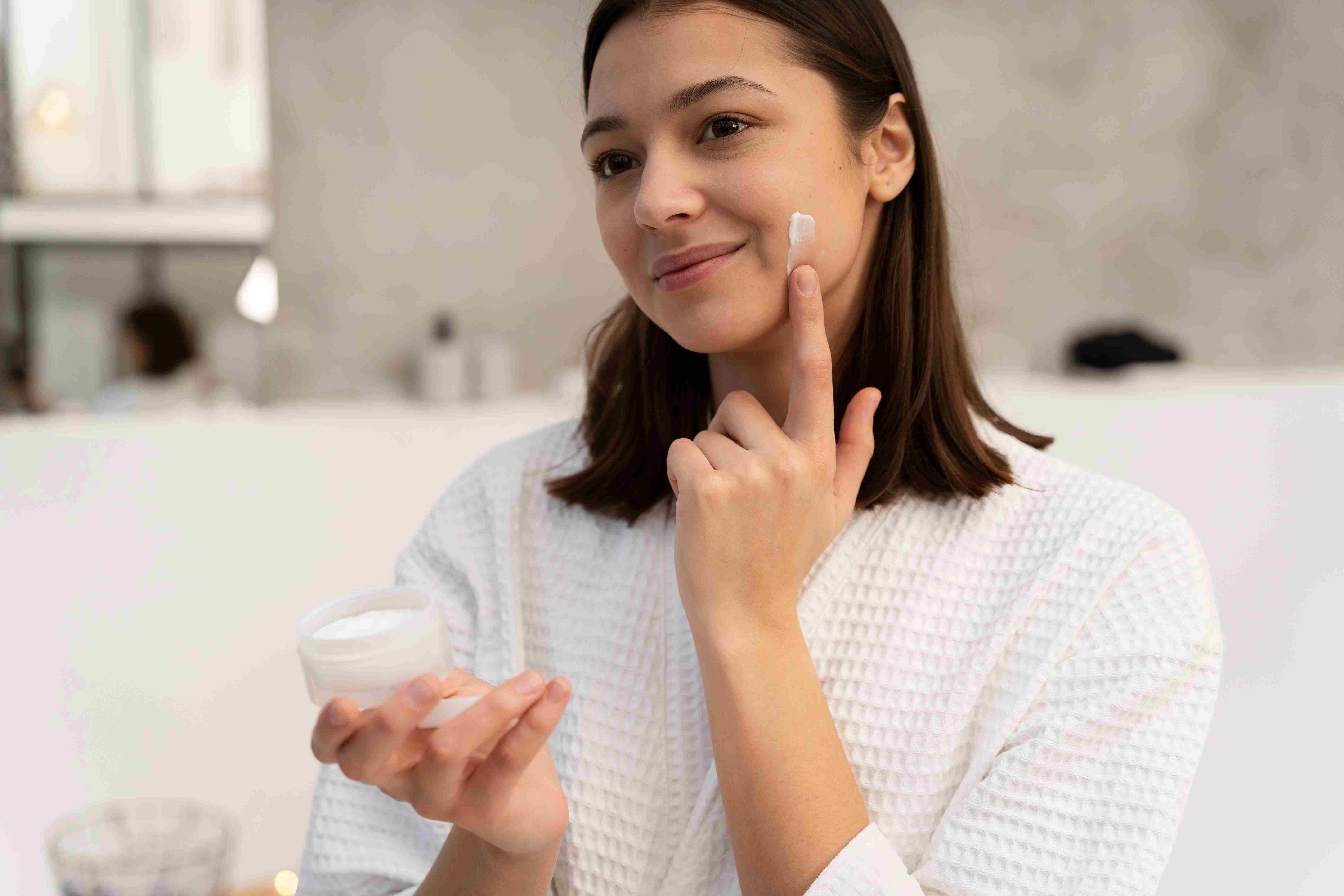 Moisturizer Secrets: Your Guide to Radiant Skin
